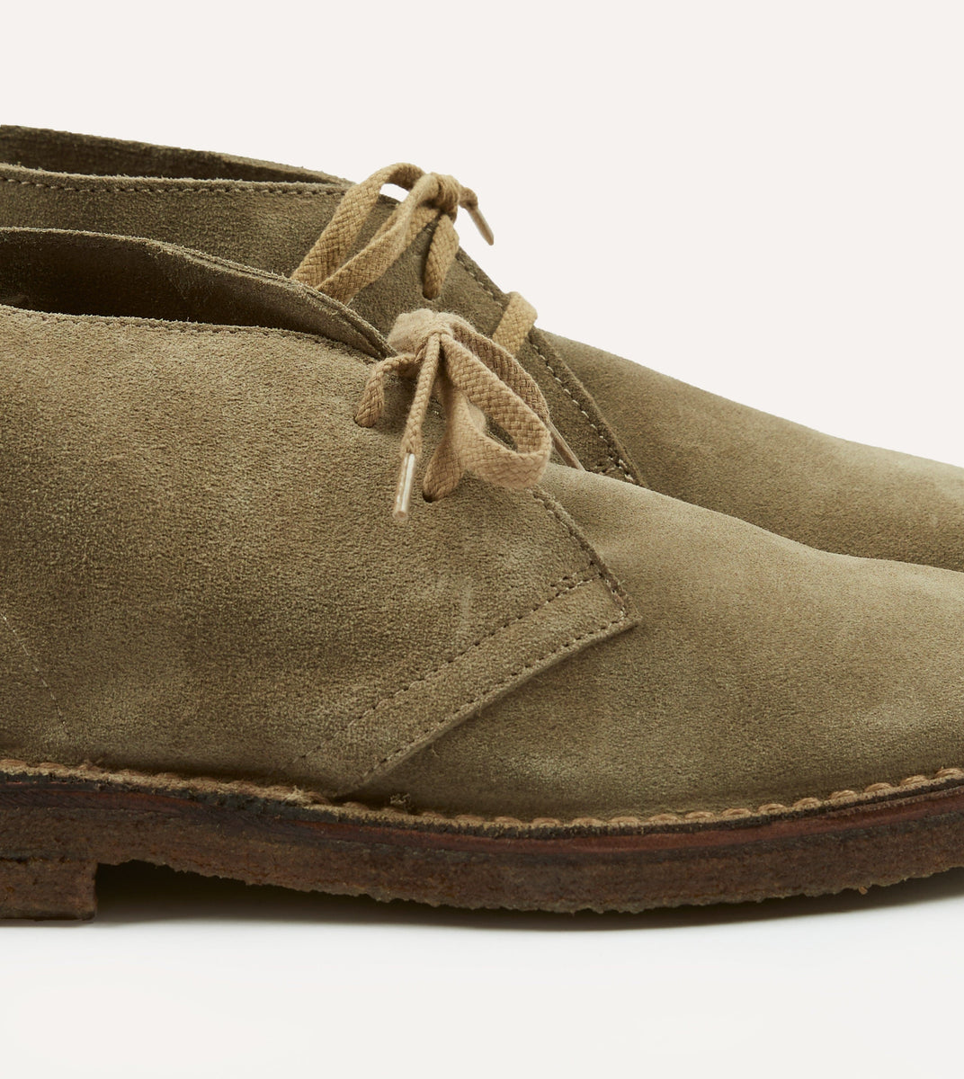 Clifford Desert Boot Sand Suede – Drakes